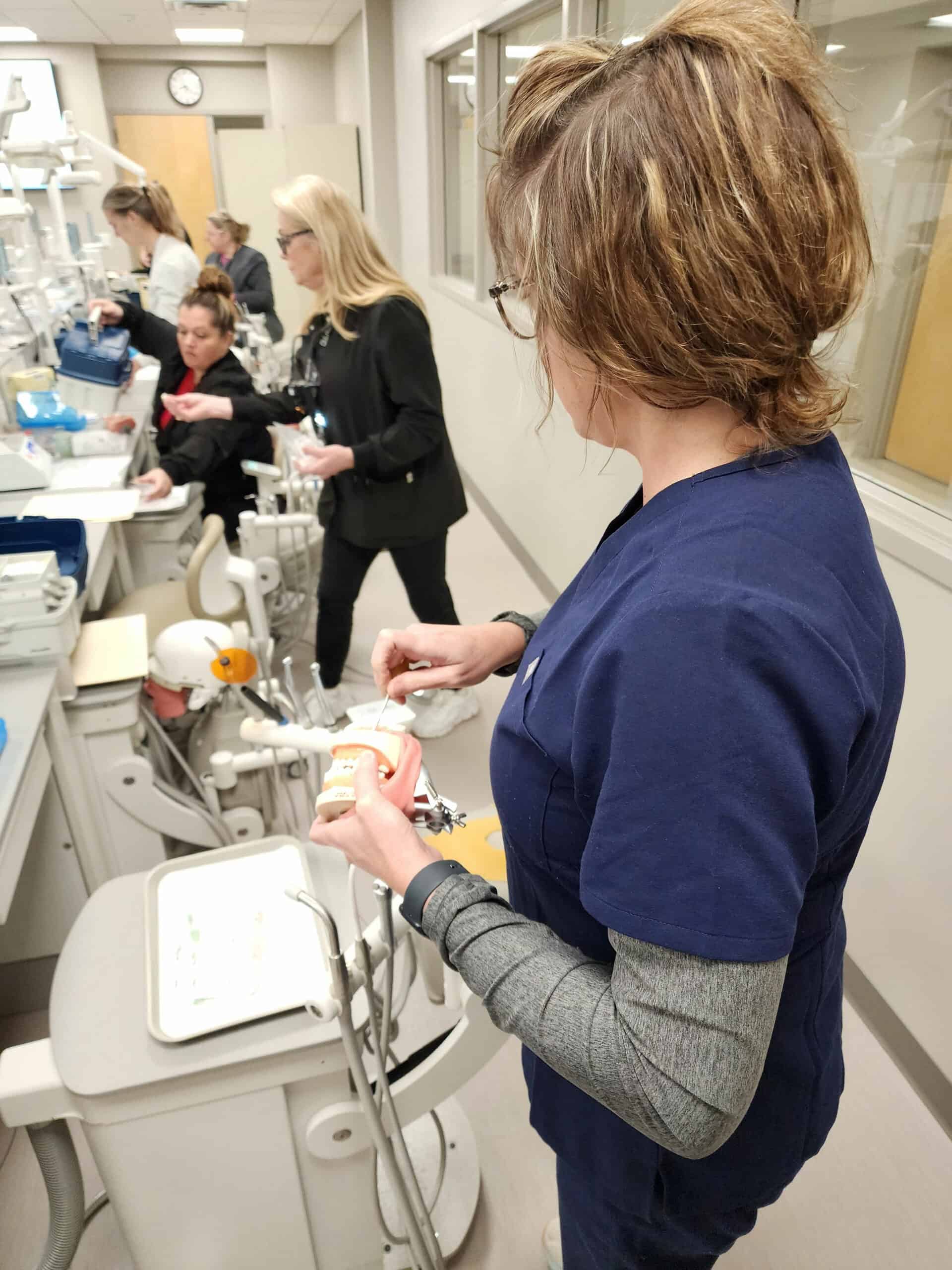 CVTC students brush up on skills in new dental simulation lab - The ...