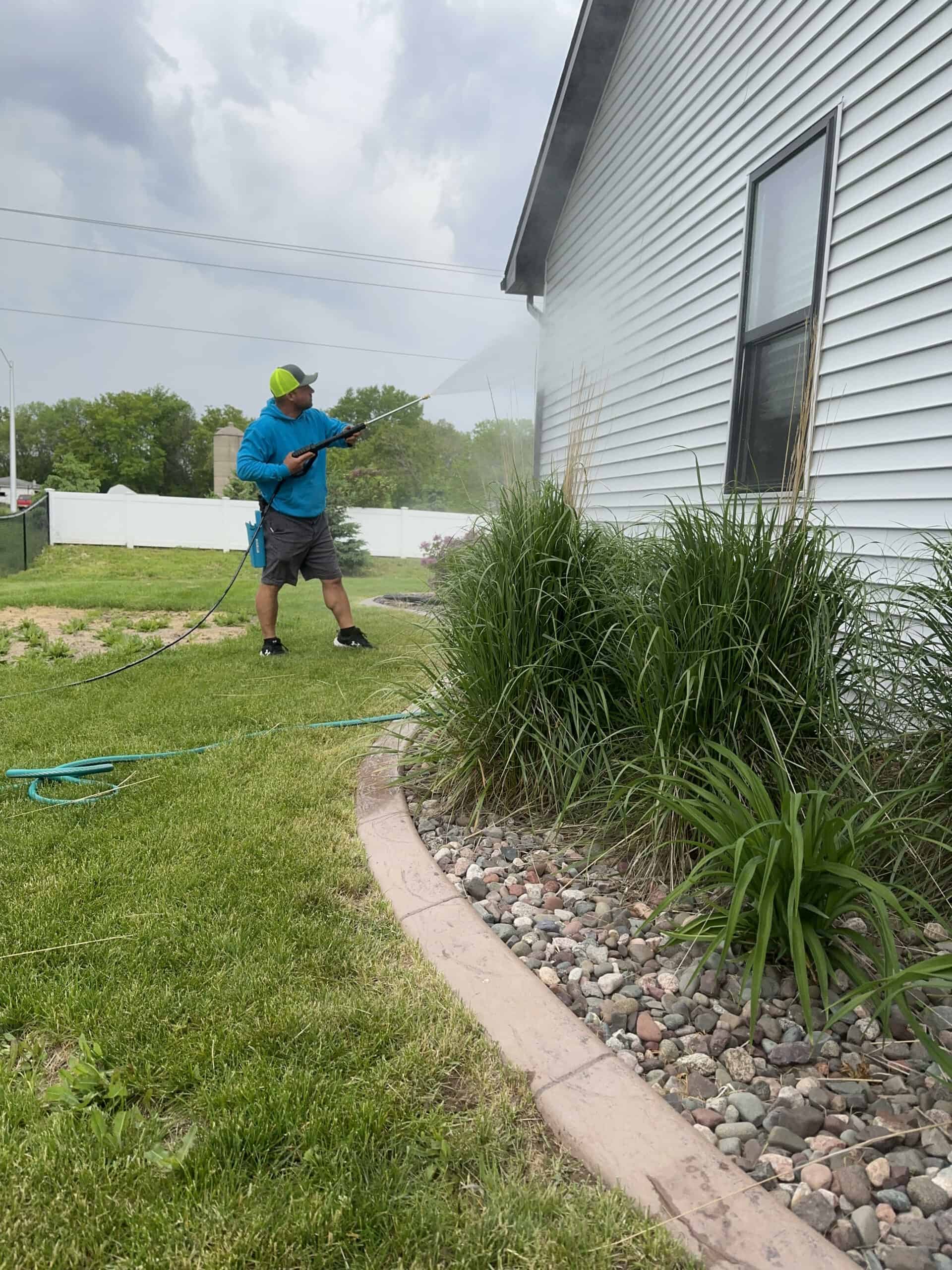 Spic n’ span windows lead the way at HydroWash - The Business News