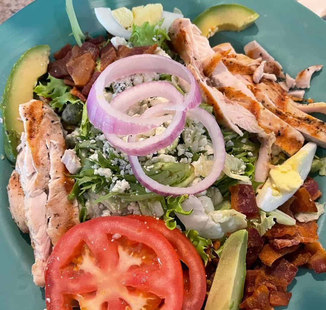 Harbor View Café celebrates 44th season with new chef - The Business News