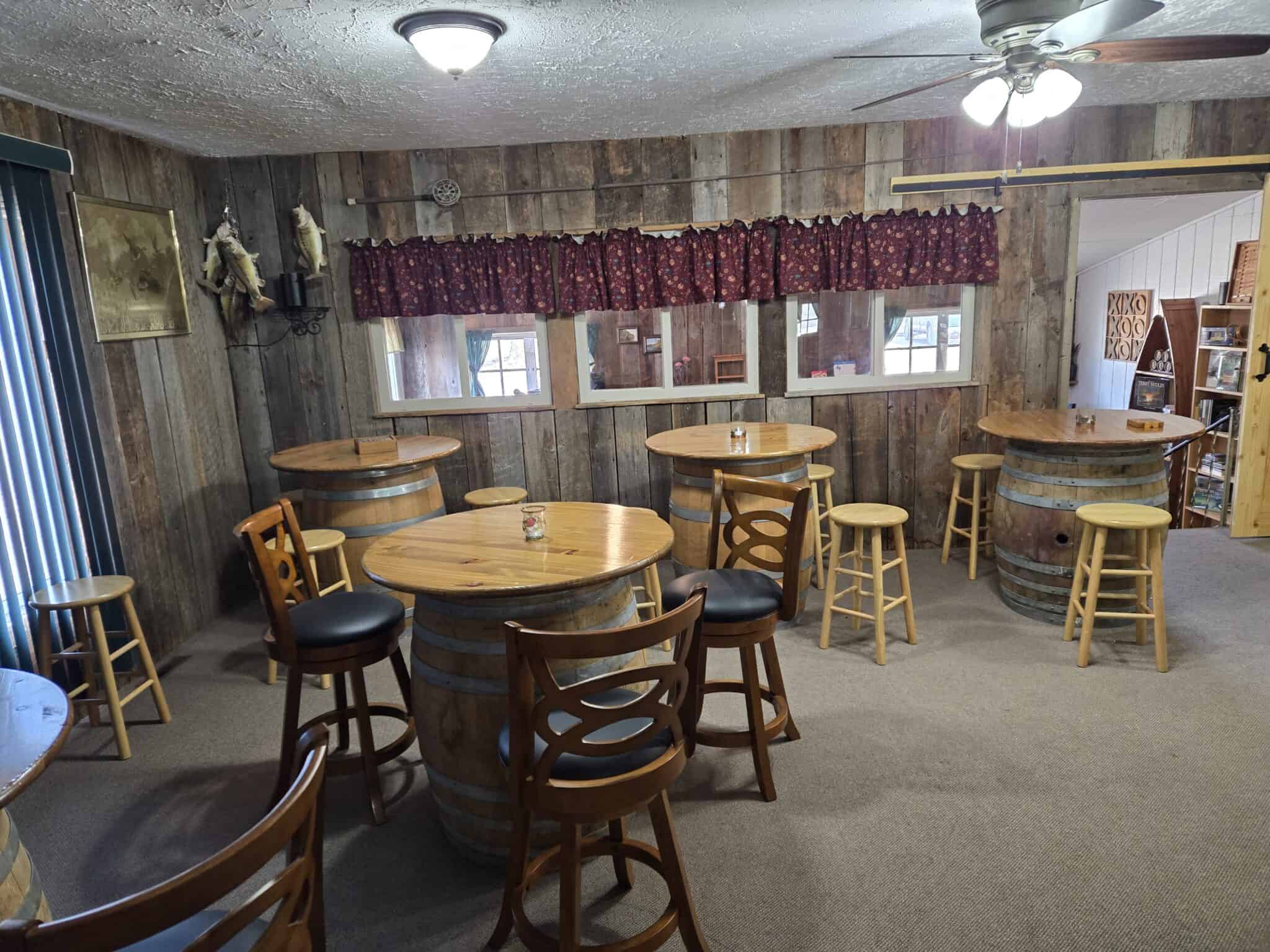 Bear Bones Winery embraces ‘rustic elegance,’ local fruit, passion for ...