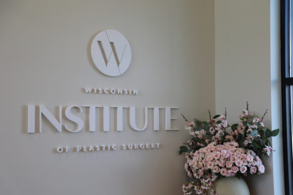 Wisconsin Institute of Plastic Surgery cuts the ribbon in Appleton ...